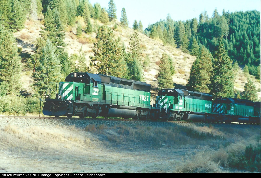 BN 7927 Westbound working towards the Cascade Tunnel Pic-2